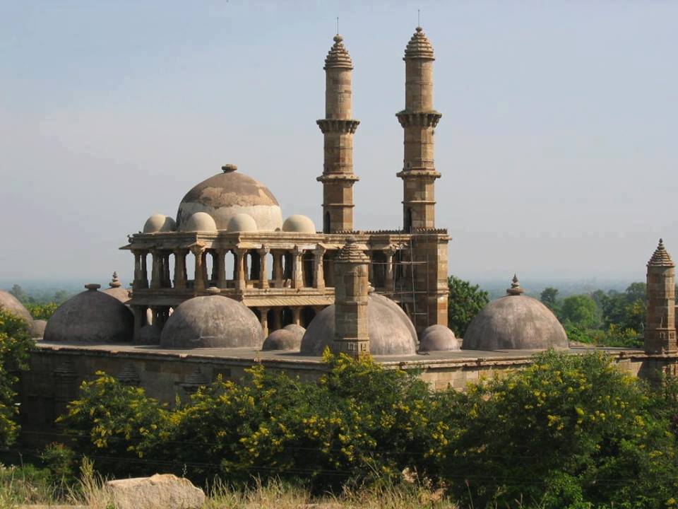 Jhulta Minar, Ahmedabad, Gujarat, Tourism, 2023 | How to reach Jhulta ...