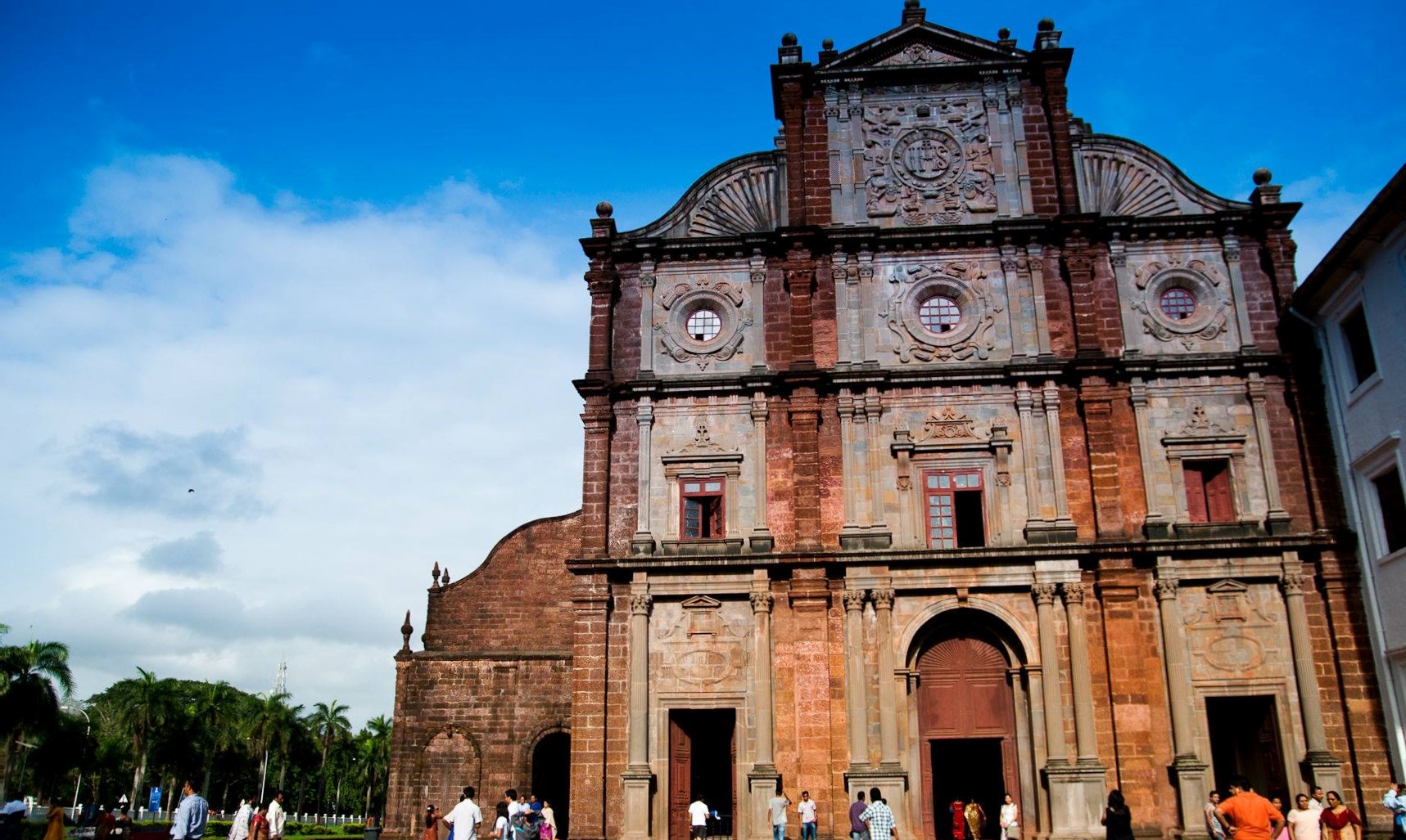 Basilica of Bom Jesus, Goa, India Tourism 2023| How to reach Basilica ...
