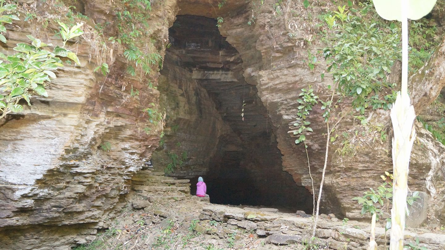 Tharon Cave, Imphal, Manipur, Tourism, 2021 | Cave, Photos of Tharon ...