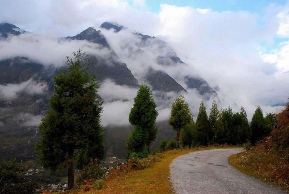 Mt Katao, North Sikkim, Sikkim Tourism 2021 | Snow, Peak, Best Places ...