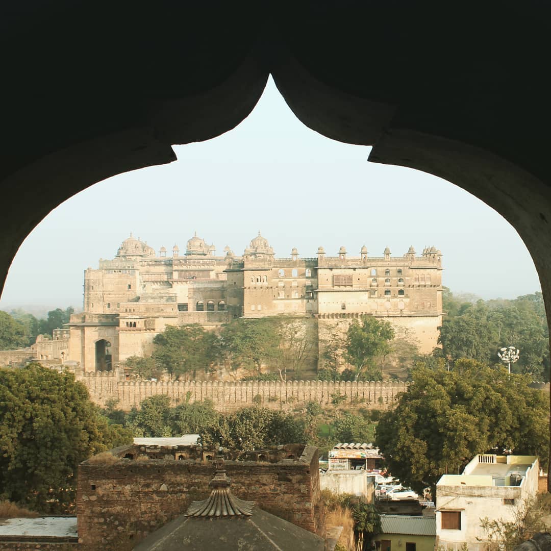 Orchha Fort, Orchha, Madhya Pradesh, Tourism, 2021 | Architectural ...